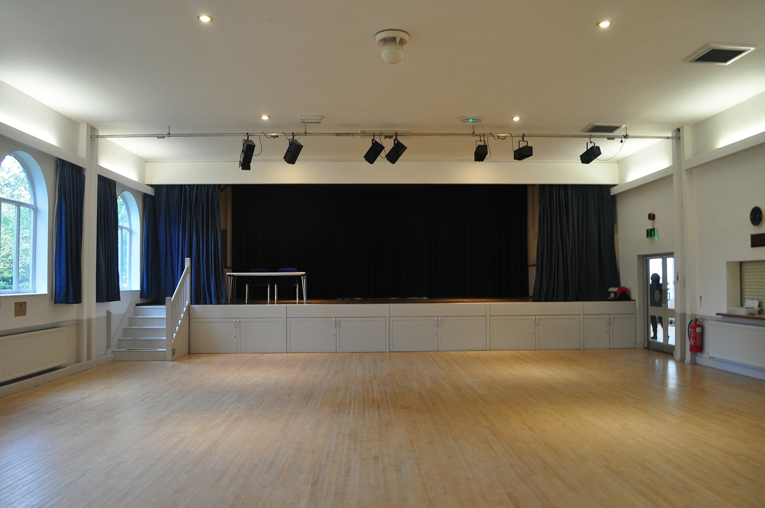 Gallery – Long Bennington Village Hall